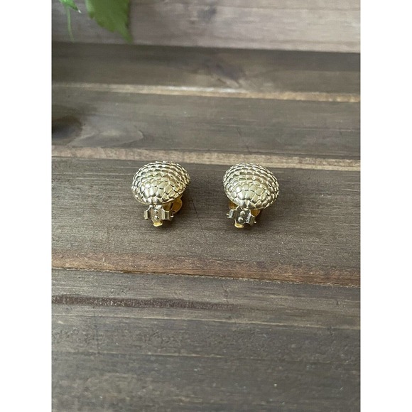 Erwin Pearl | Jewelry | Vintage Erwin Pearl Signed Gold Tone Textured ...